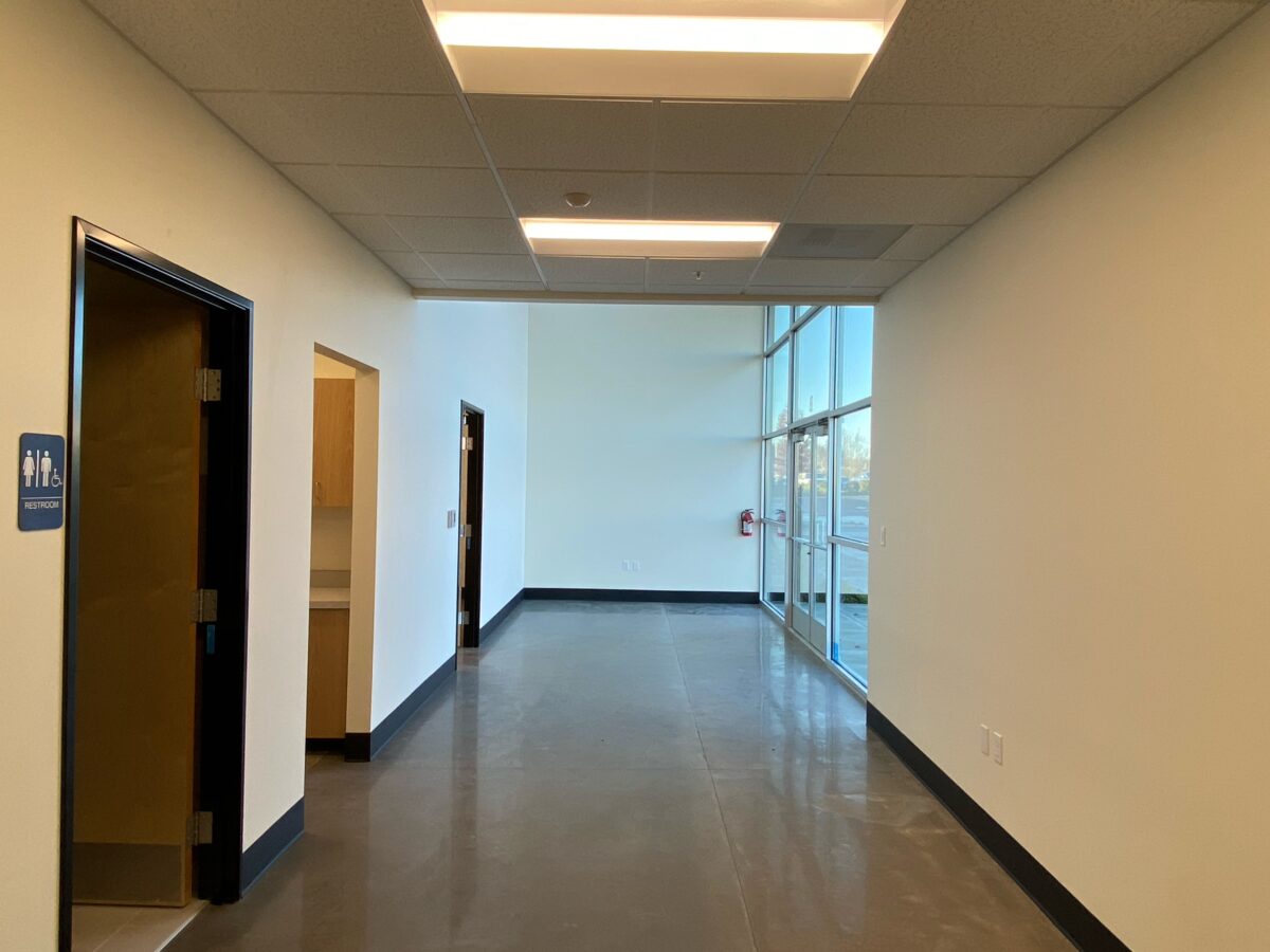 Industrial Warehouses for Lease – Small industrial warehouse and flex ...